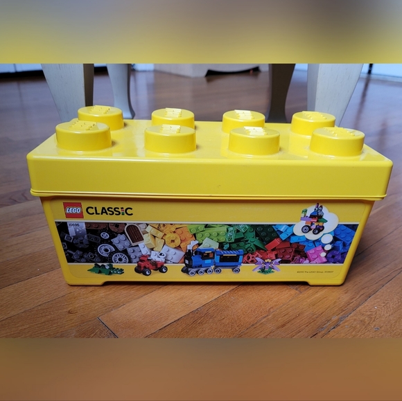 Lego | Toys | Lego Yellow Brick Storage Bin With 484 Pieces | Poshmark